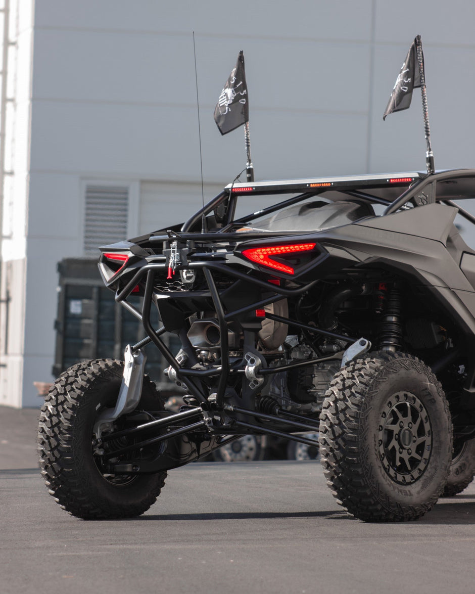 MAVERICK R SPARE TIRE CARRIER